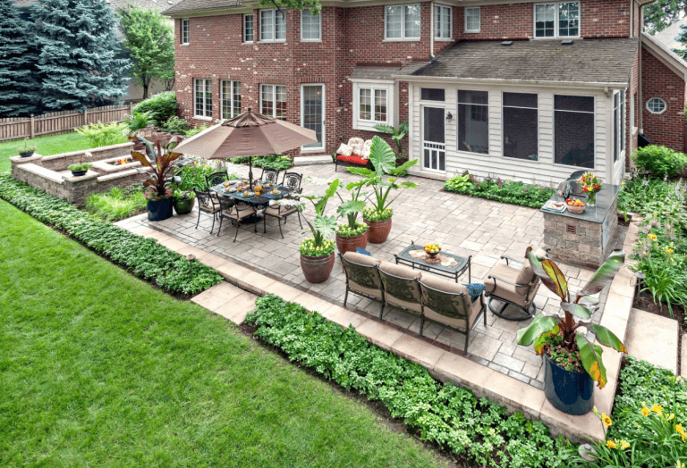 5 Design Essentials For Your Outdoor Living Space - Decorilla Online ...