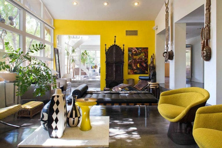 Top 9 Accent Wall Colors to Add Dimension to Your Space - Decorilla