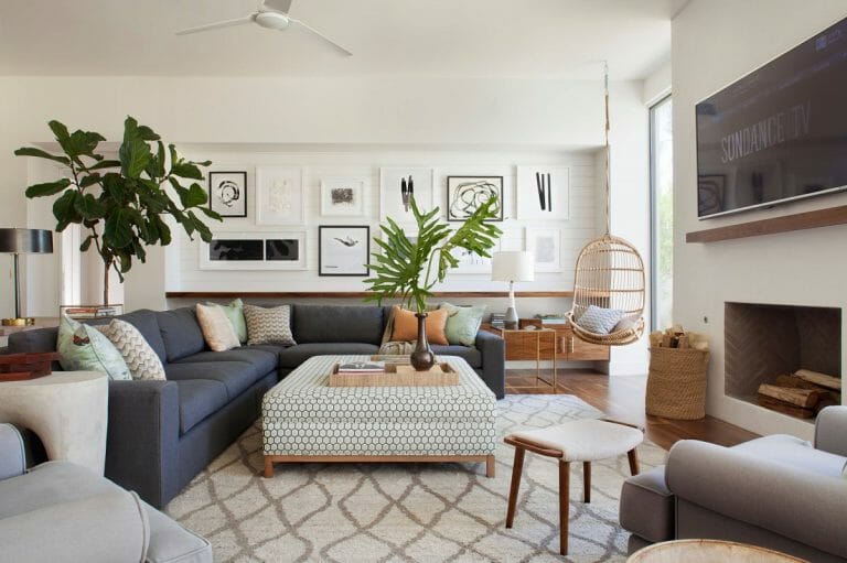 Family-Friendly Living Room Ideas for Childproof Design - Decorilla ...