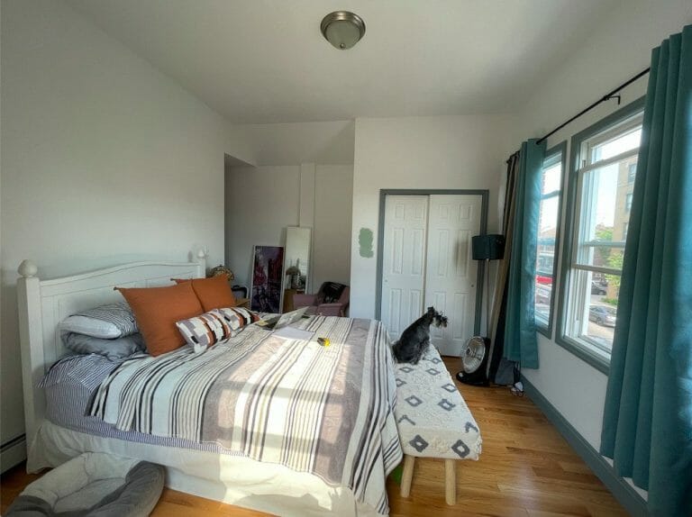 Before & After: Relaxing Green Bedroom Design - Decorilla Online ...