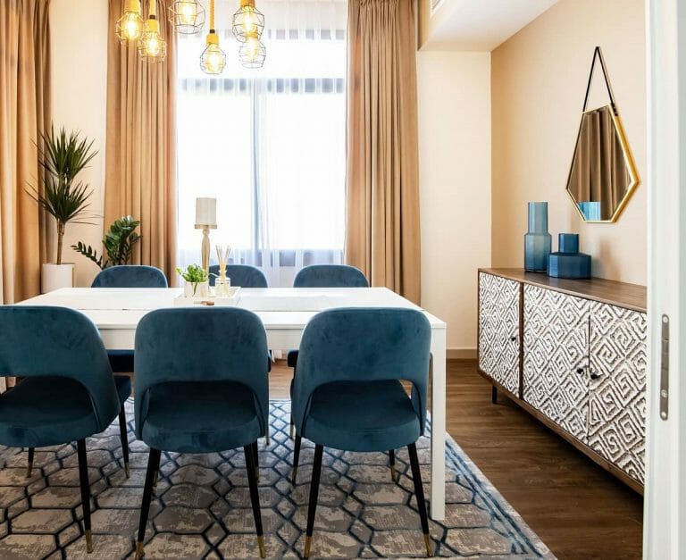 26 Best Glam Interior Design Ideas in 2024 - Decorilla Online Interior ...