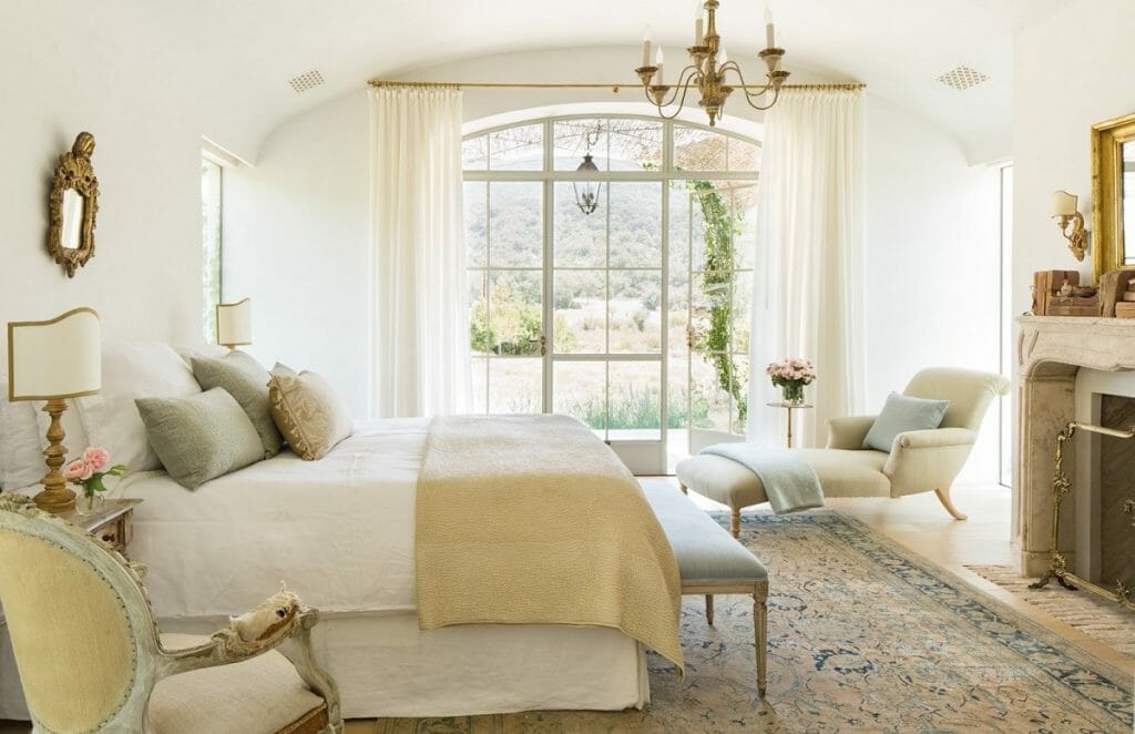 12 French Country Interior Design Looks for Every Room - Decorilla ...