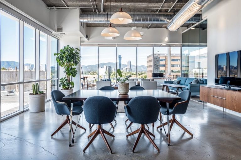 Office Decorating Ideas to Elevate Your Workspace - Decorilla Online ...