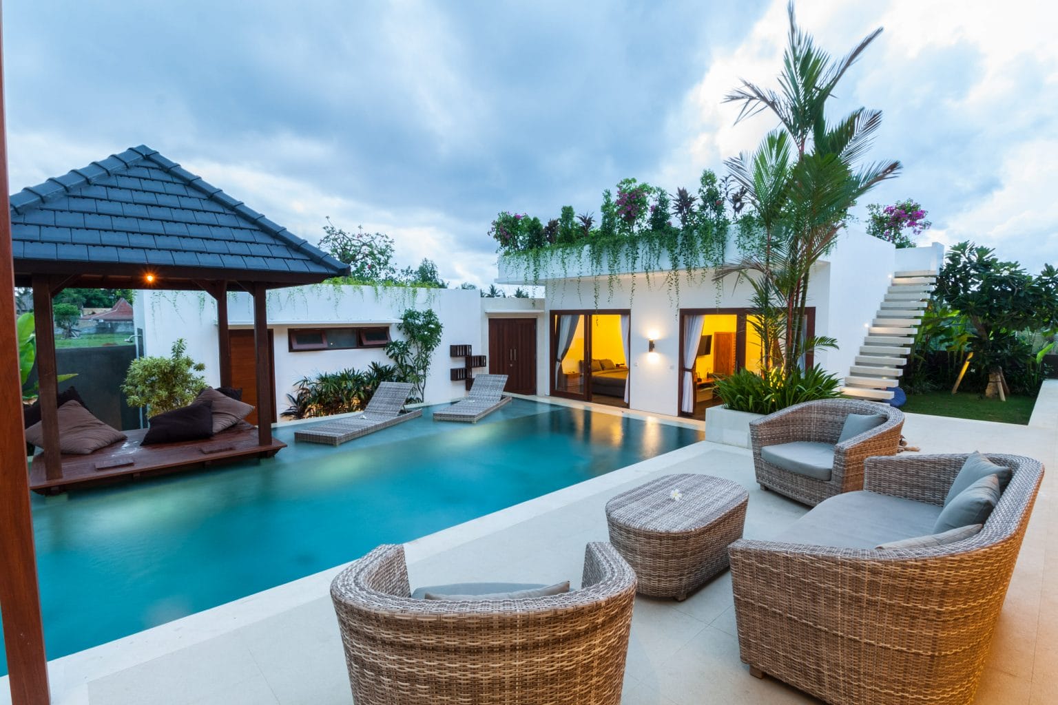 Patio Trends 2025: Create the Perfect Outdoor Oasis with These Stylish ...