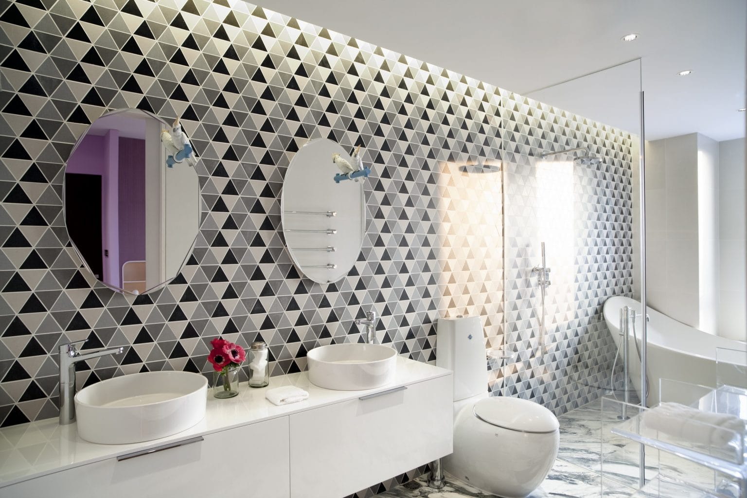 12 Bathroom Tile Trends 2025 That Designers Swear By - Decorilla Online ...
