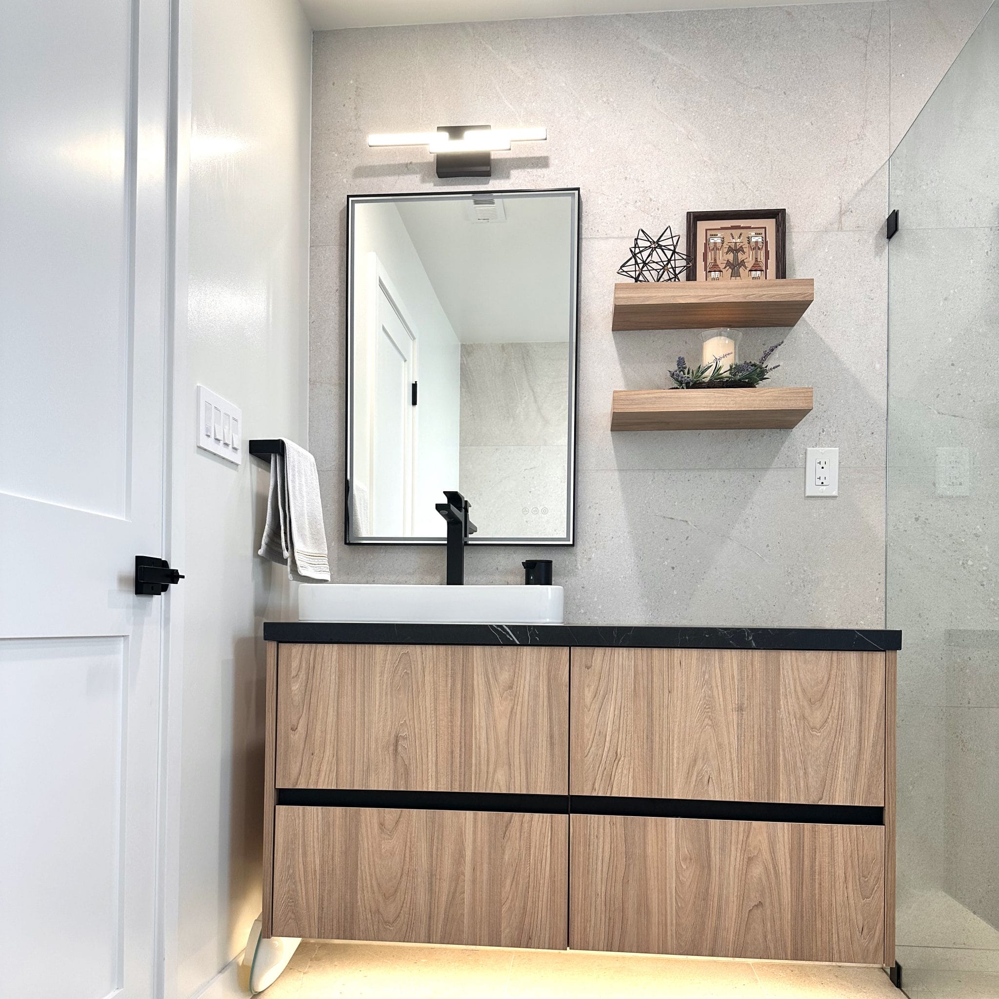 Before & After: Modern Minimalist Interior Design - Decorilla Online ...
