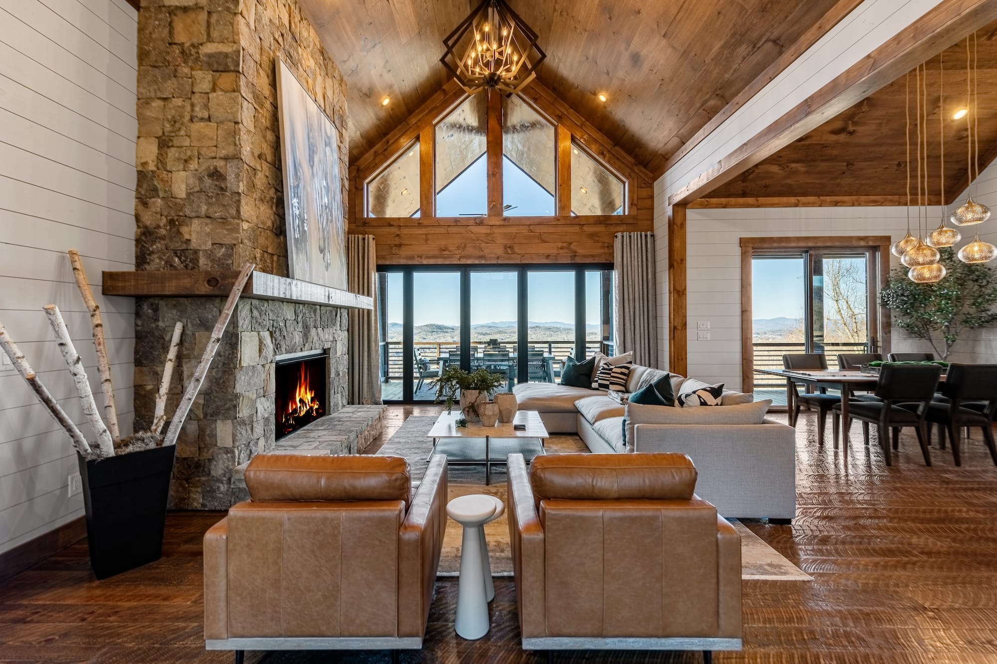 Modern Cottage Style: The Perfect Blend of Cozy and Chic - Decorilla ...