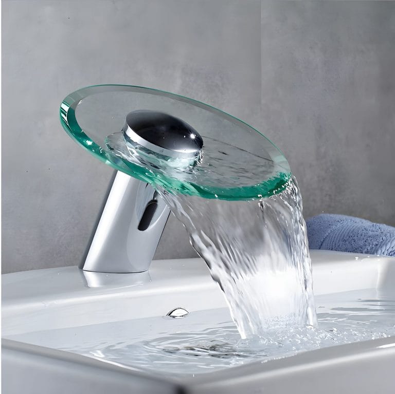10 Smart Bathroom Ideas: Must-Have Tech & Gadgets for 2025 - Decorilla ...