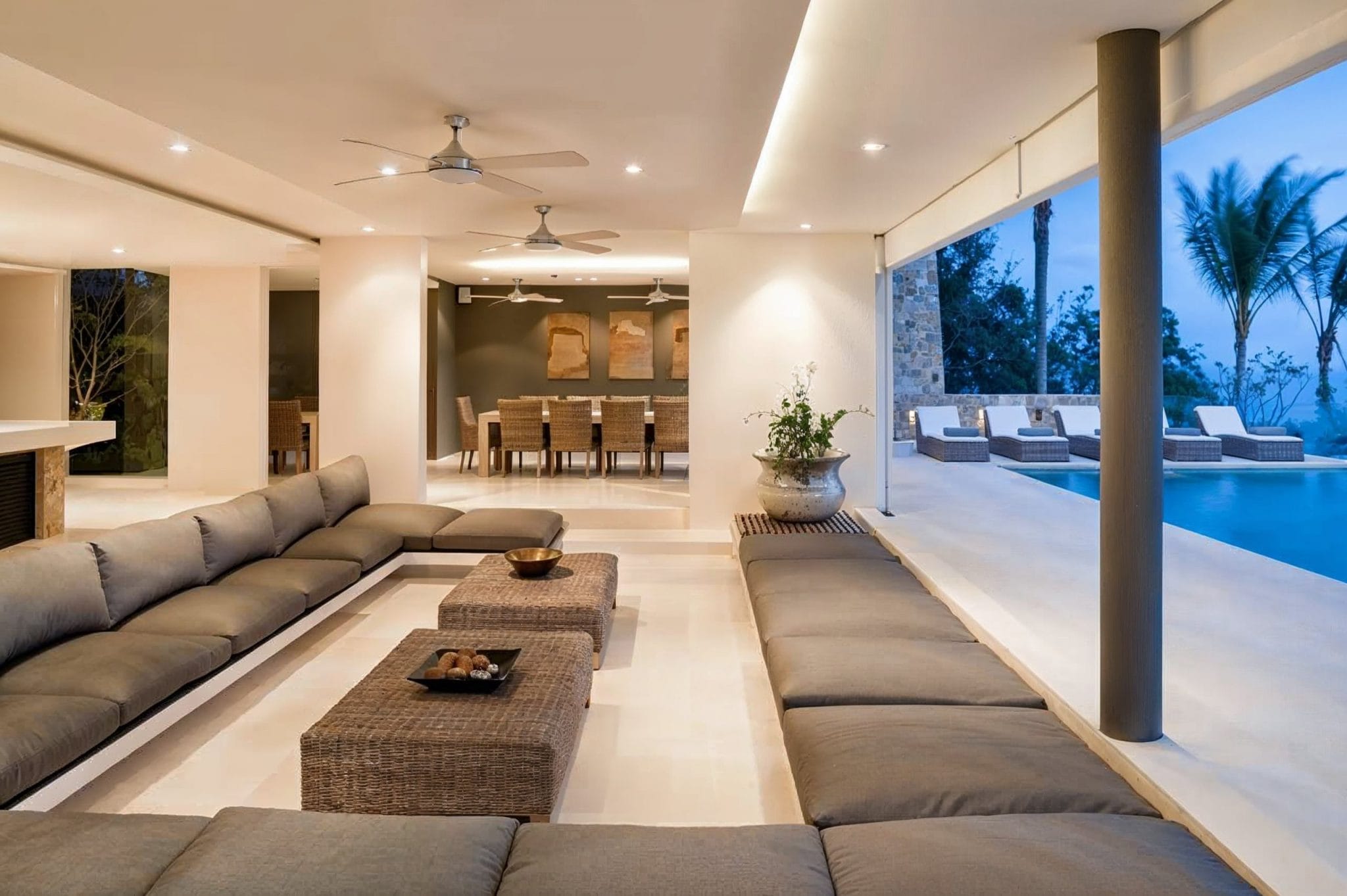 Sunken Living Rooms: Top 6 Ideas to Add Depth and Style to Your Space ...