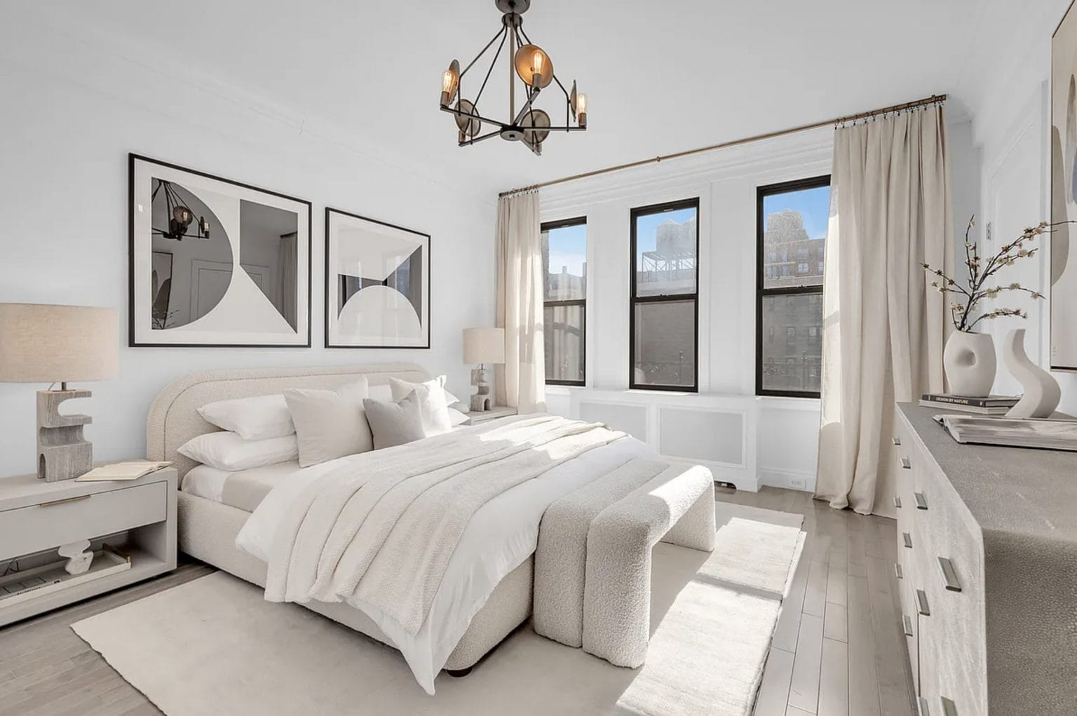 Mastering Bed Placement: 8 Pro Tips for Perfect Bedroom Flow ...