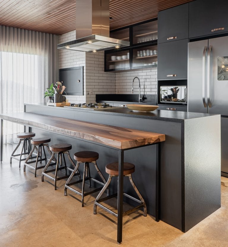Modern Country Interior Design: A Fresh Twist on Rustic Charm